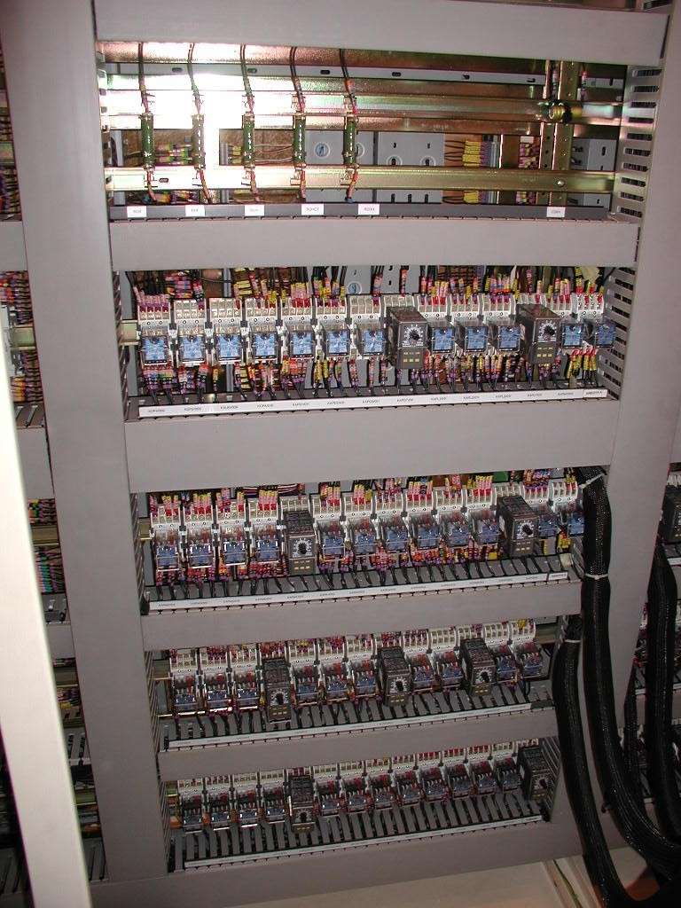 PLC, qué son y como funcionan? - AutomatismosMundo